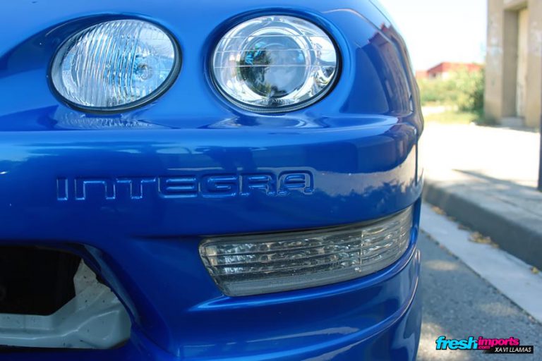 HONDA INTEGRA DC2 · K20a2 inside - Fresh Imports