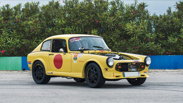 HONDA INTEGRA DC2 · K20a2 inside - Fresh Imports